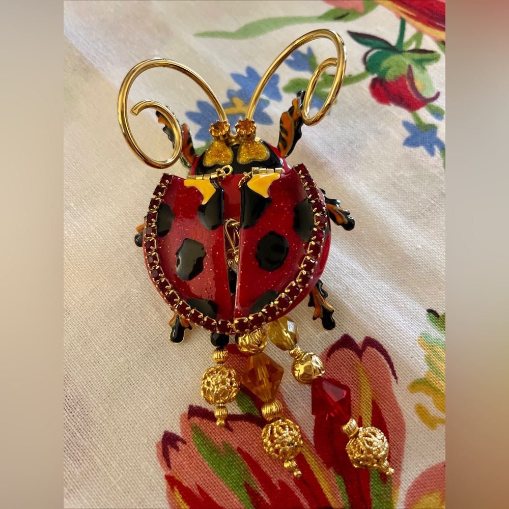 Vintage Lunch At The Ritz Ladybug Pin Red Enamel Mova… - Gem